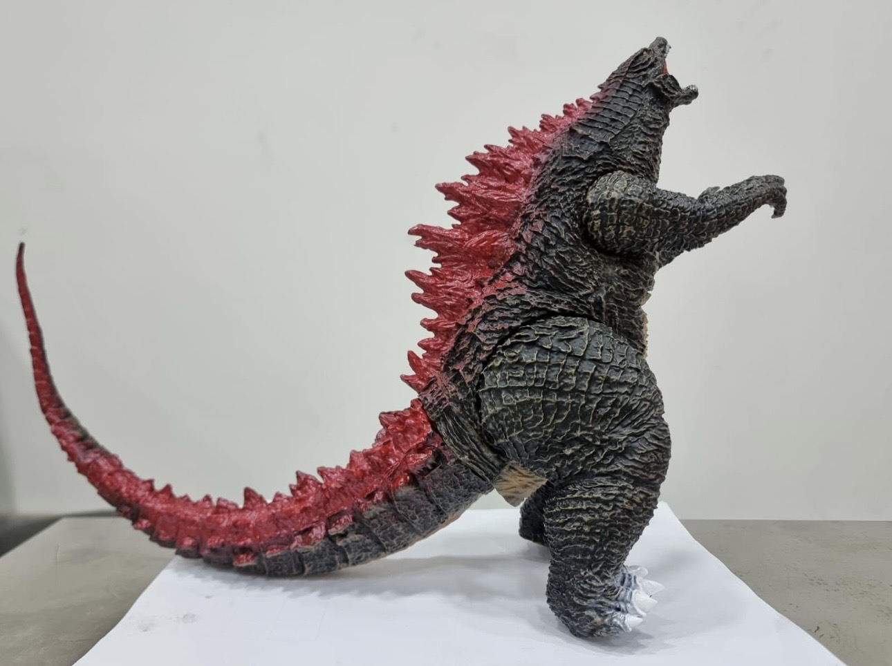 Figura Godzilla Mega Red – akihabarastore.cl